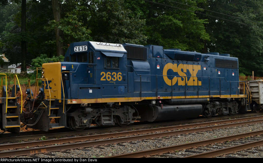 CSX GP38-2 2636 on Q438-02